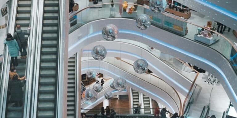 San Jose Parking Lot Accidents | Santana Row & Valley Fair